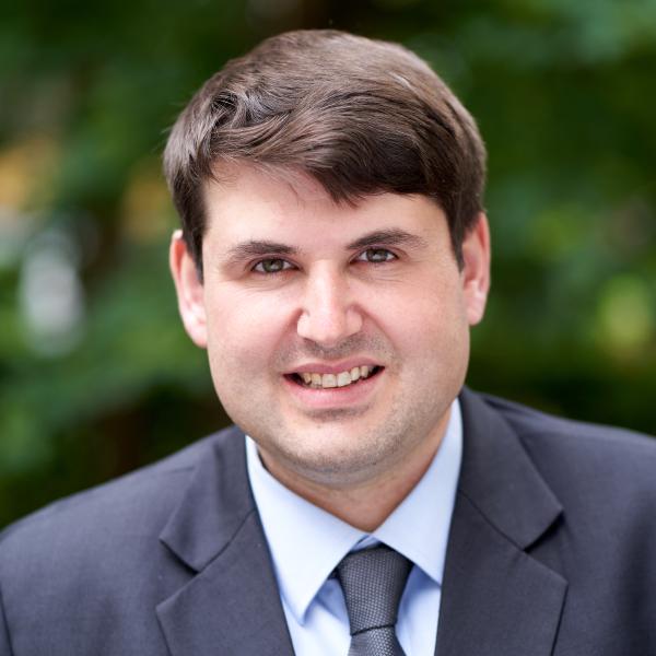 Geoffrey Miller Translations: Startseite